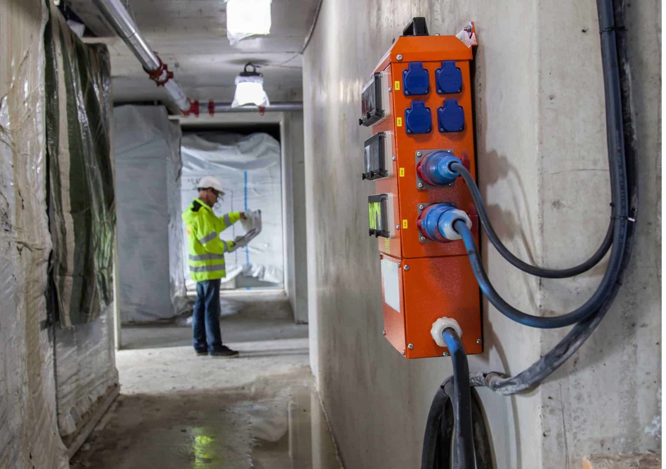 Sub-distribution boards with fixed supply - TSR|ELSITE